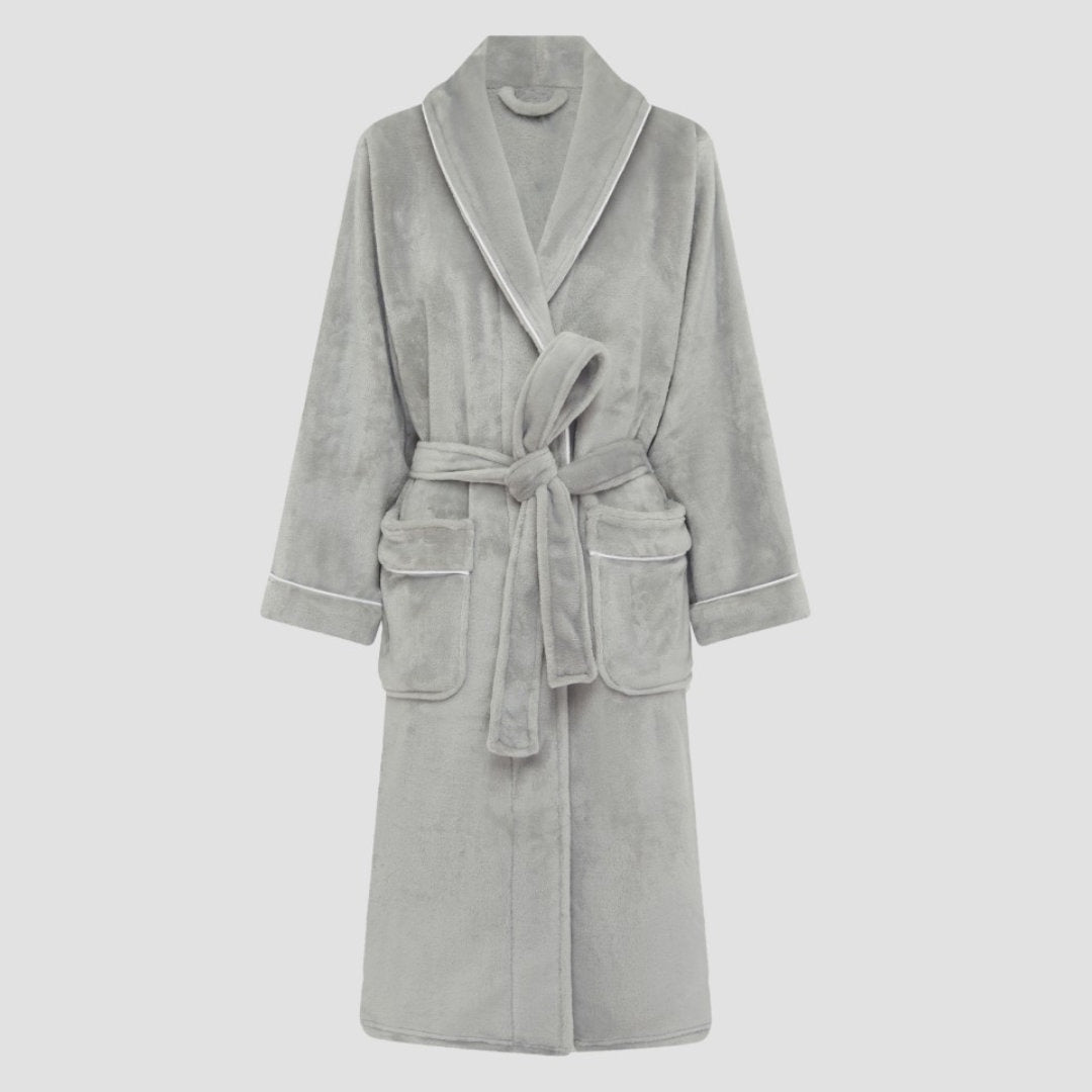 Brogo Bath Robe With Piping | Dove/White – Suzie Anderson Home